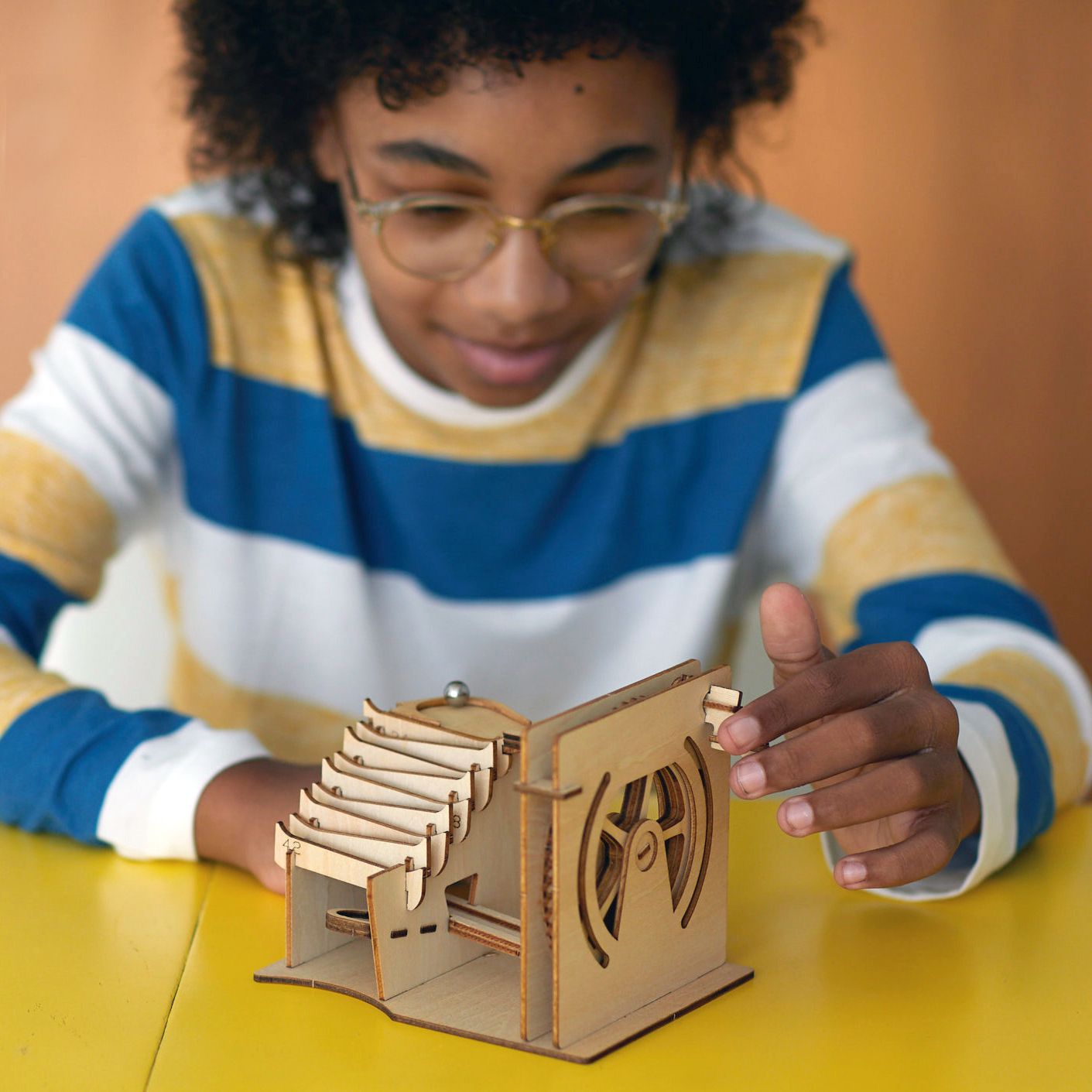 Marble Run For Ages +8: Create & Play | Little Passports