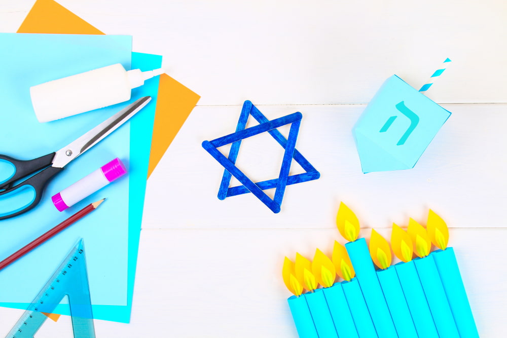3 DIY Hanukkah Crafts - Little Passports
